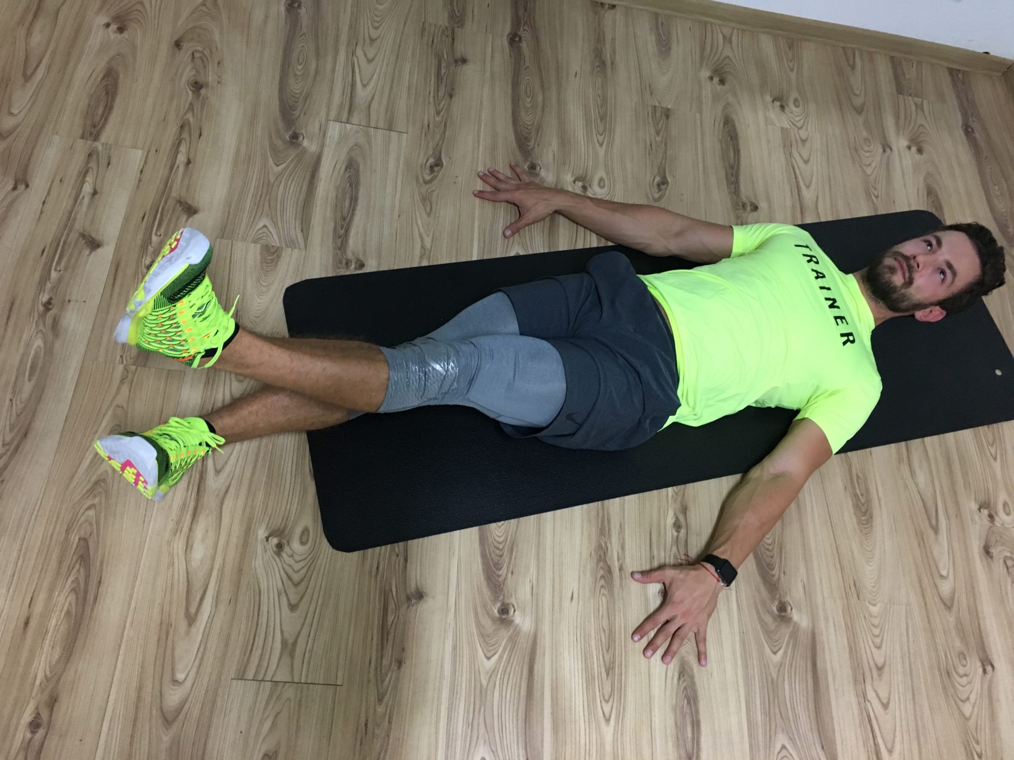 ᐅ Scherenschlag - Ausführung mit Bildern und Video!